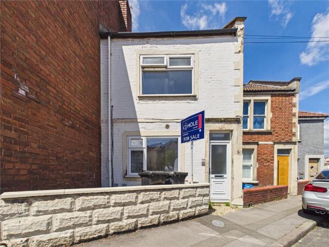 1 bedroom maisonette for sale