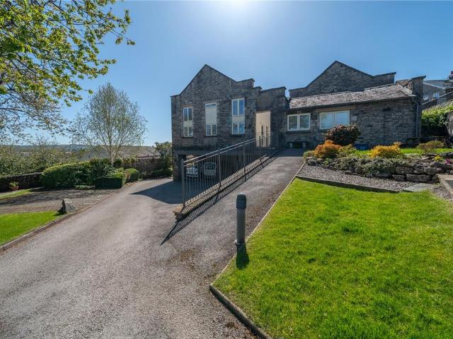 1 bedroom maisonette for sale