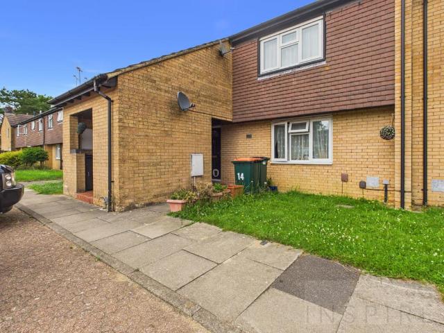 1 bedroom maisonette for sale