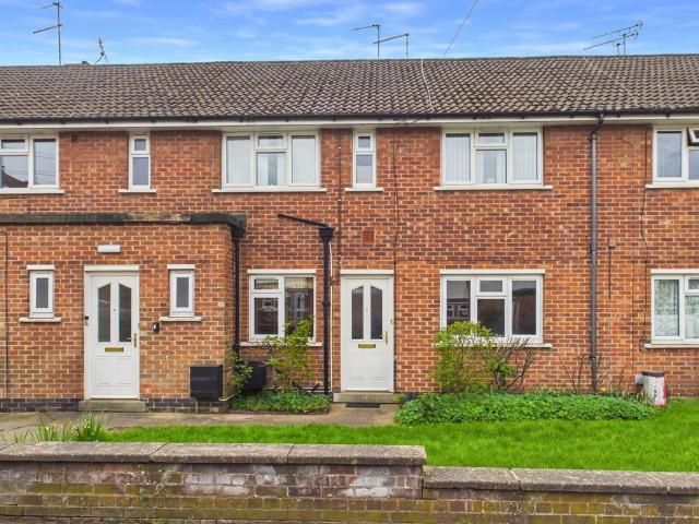 1 bedroom maisonette for sale