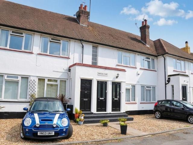 1 bedroom maisonette for sale