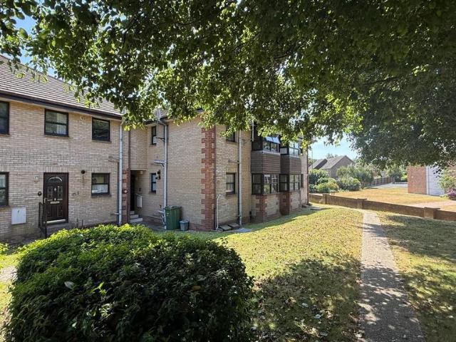 1 bedroom maisonette for sale
