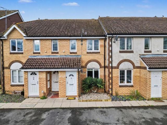 1 bedroom maisonette for sale