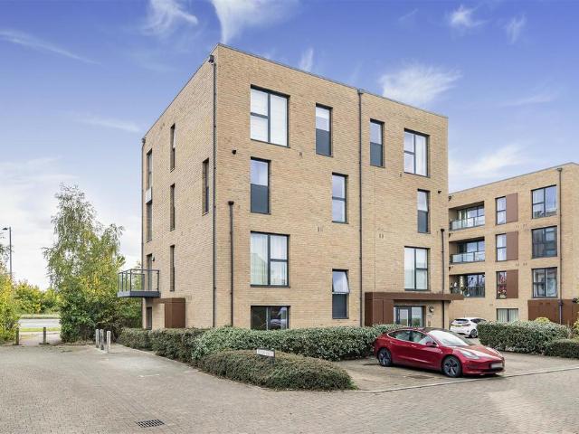 1 bedroom maisonette for sale