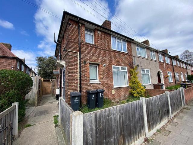 1 bedroom maisonette for sale