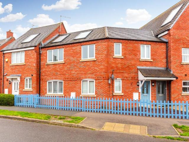 1 bedroom maisonette for sale