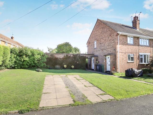 1 bedroom maisonette for sale
