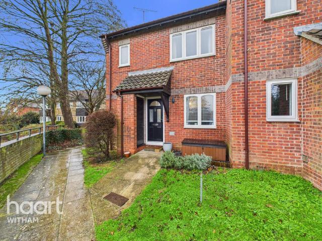 1 bedroom maisonette for sale