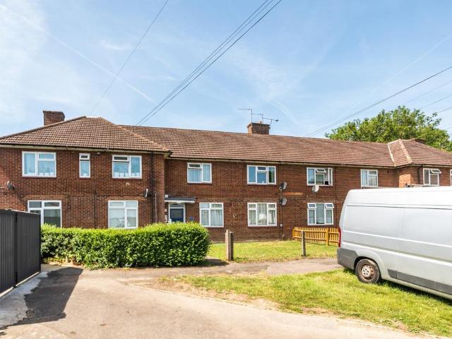1 bedroom maisonette for sale