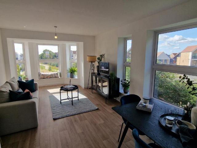 1 bedroom maisonette for sale
