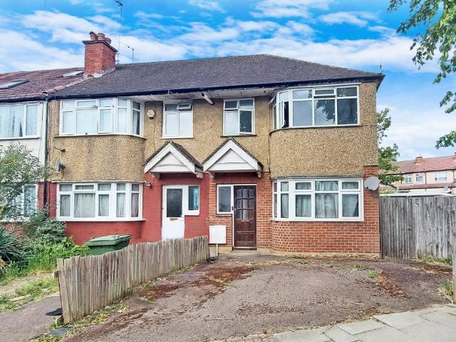 1 bedroom maisonette for sale