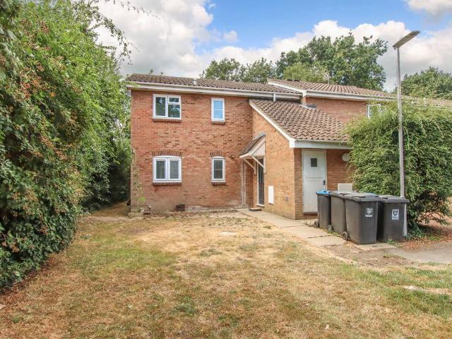 1 bedroom maisonette for sale