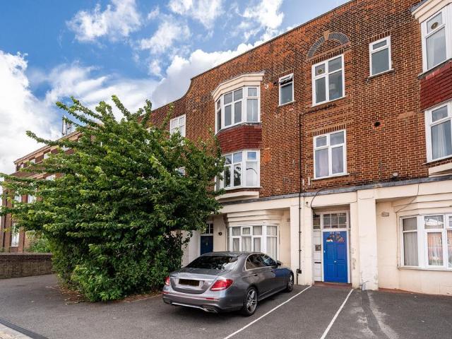 1 bedroom maisonette for sale