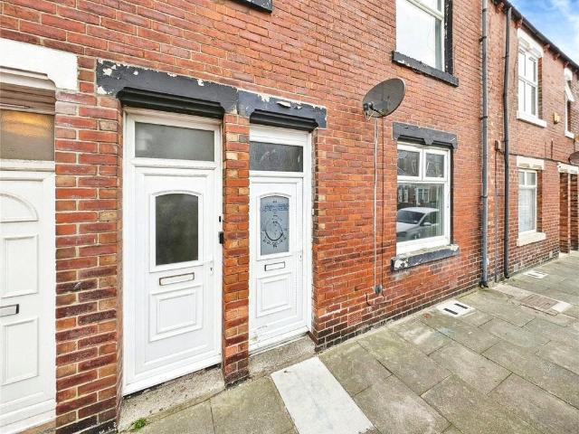 1 bedroom maisonette for sale