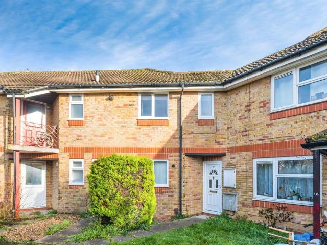 1 bedroom maisonette for sale