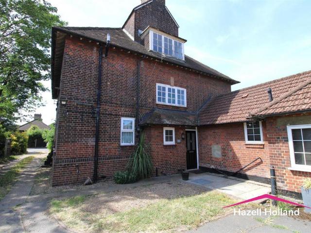 1 bedroom maisonette for sale