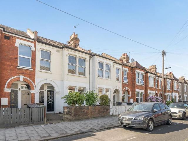 1 bedroom maisonette for sale