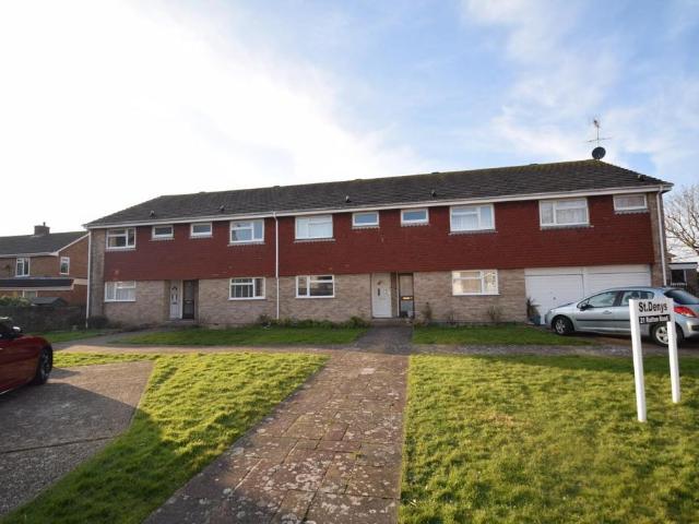 1 bedroom maisonette for sale