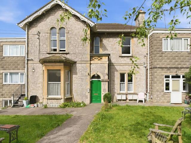1 bedroom maisonette for sale