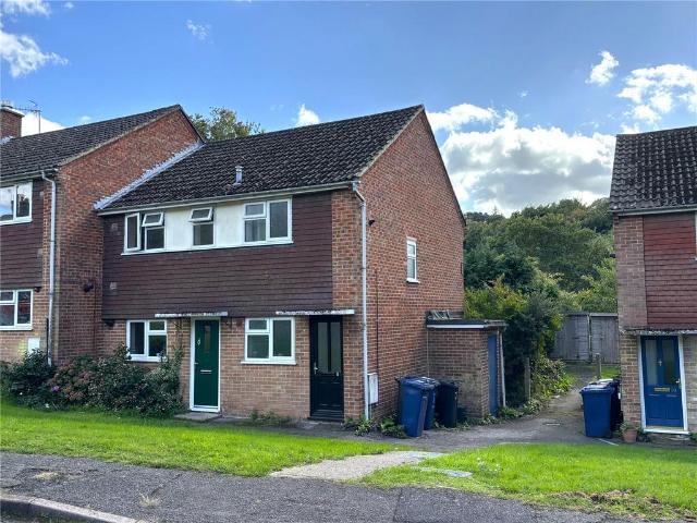 1 bedroom maisonette for sale