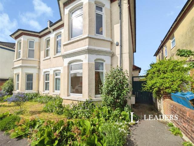 1 bedroom maisonette for sale