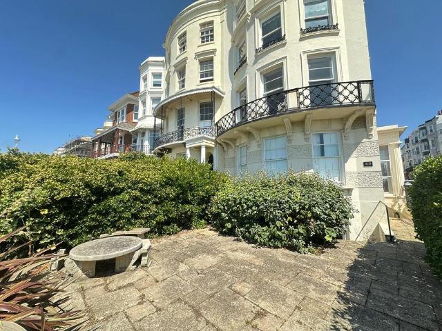 1 bedroom maisonette for sale