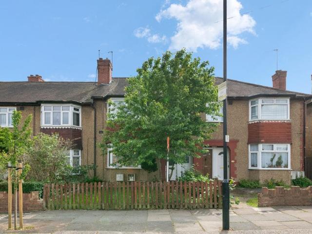 1 bedroom maisonette for sale