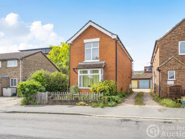 1 bedroom maisonette for sale