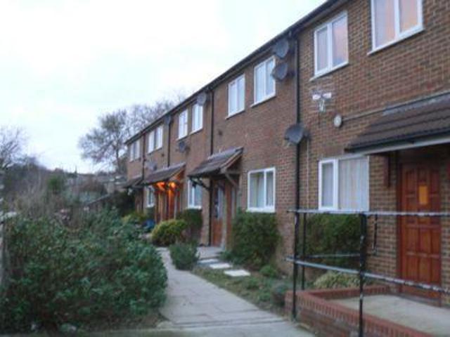 1 bedroom maisonette for sale
