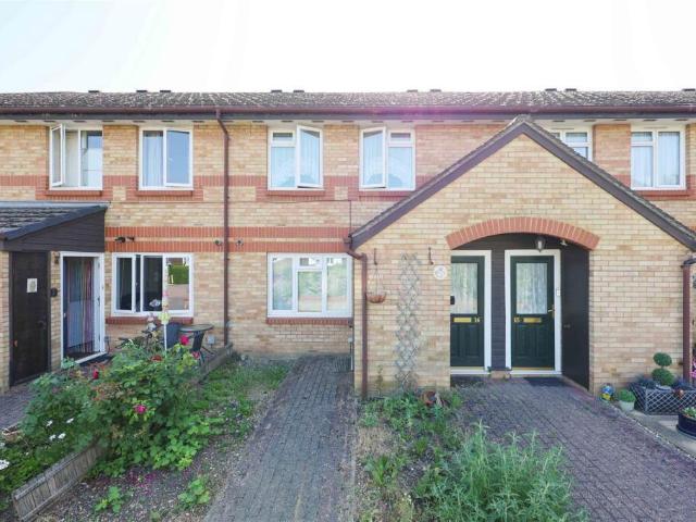 1 bedroom maisonette for sale