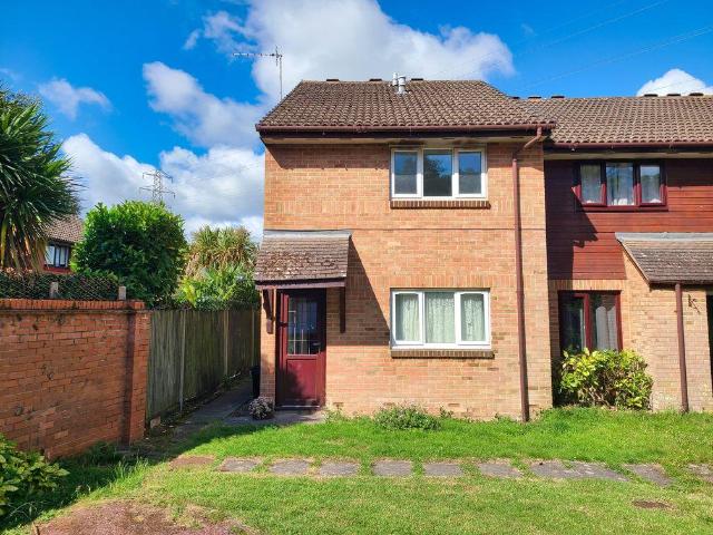 1 bedroom maisonette for sale