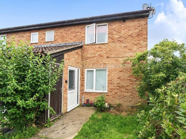 1 bedroom maisonette for sale