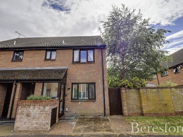 1 bedroom maisonette for sale