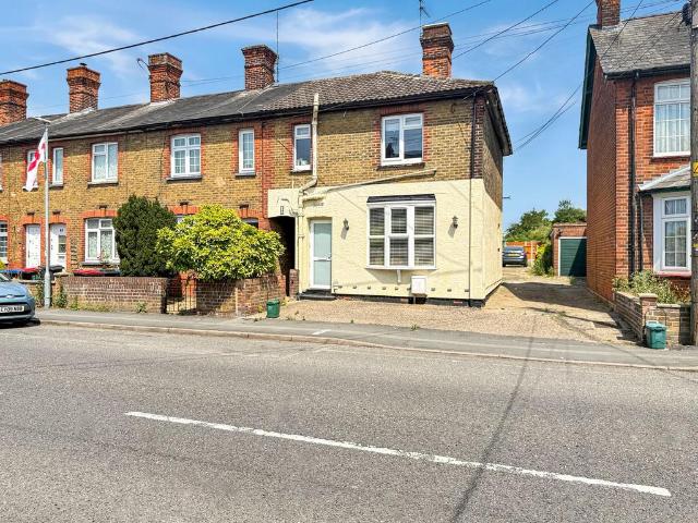 1 bedroom maisonette for sale