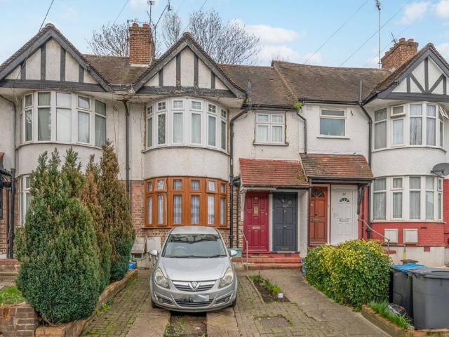 1 bedroom maisonette for sale