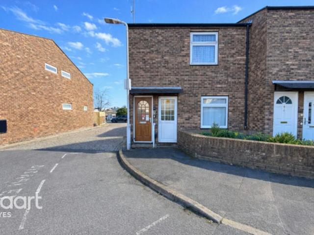 1 bedroom maisonette for sale