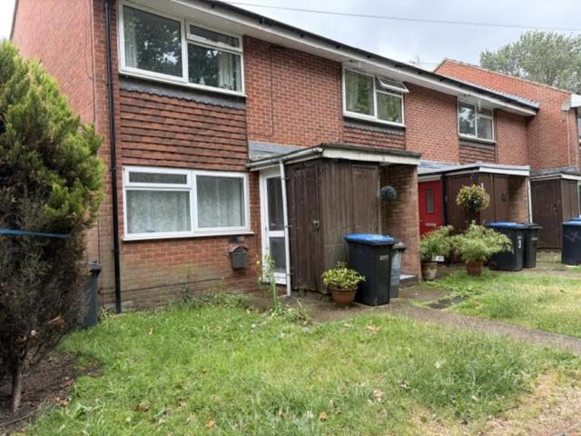 1 bedroom maisonette for sale