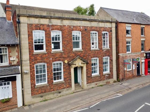 1 bedroom maisonette for sale
