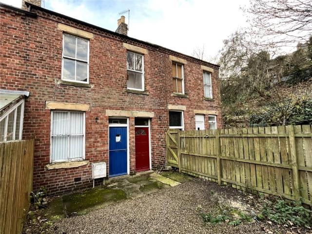 1 bedroom maisonette for sale