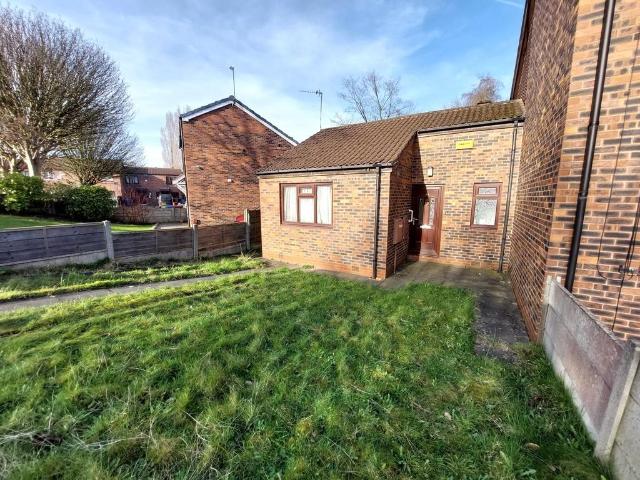 1 bedroom maisonette for sale