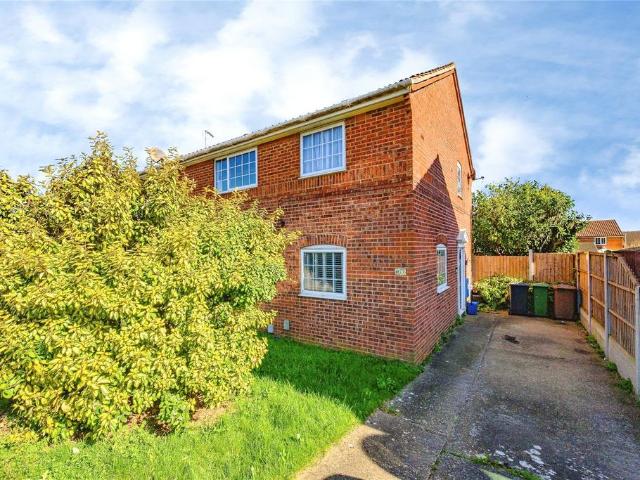 1 bedroom maisonette for sale
