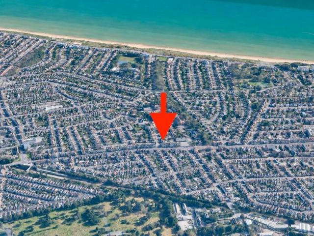 1 bedroom maisonette for sale