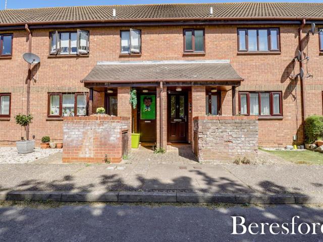 1 bedroom maisonette for sale