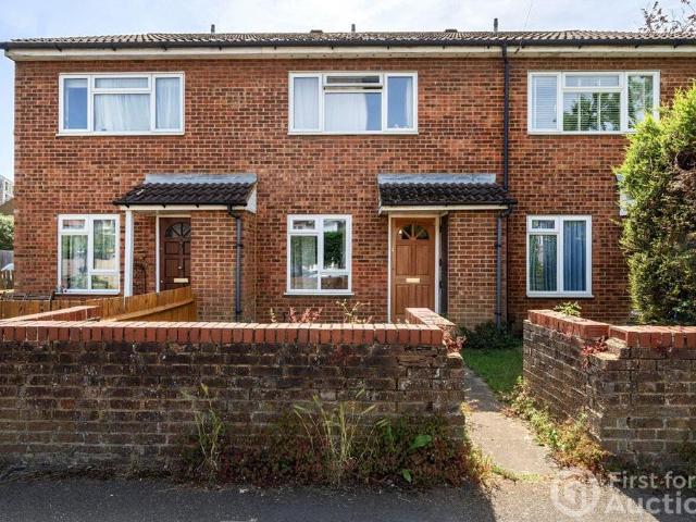 1 bedroom maisonette for sale