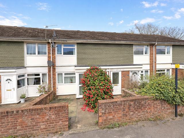 1 bedroom maisonette for sale