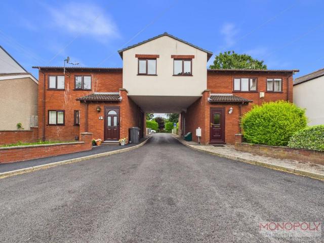 1 bedroom maisonette for sale