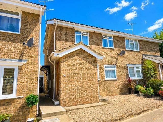 1 bedroom maisonette for sale