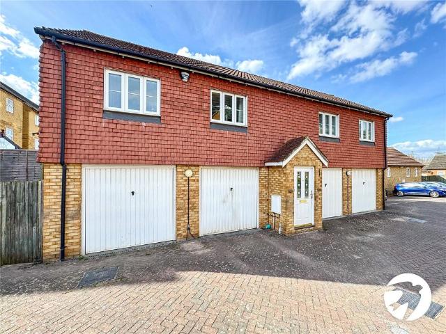 1 bedroom maisonette for sale