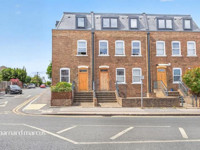 1 bedroom maisonette for sale