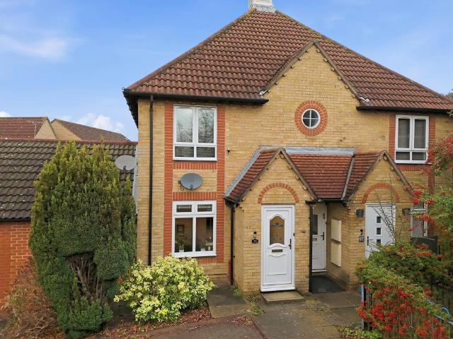 1 bedroom maisonette for sale